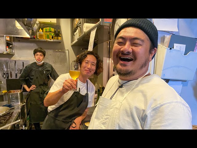 【いきなりライブ配信】小倉さんにワンパンきのこクリームパスタを食べてもらう | CookDo - 料理動画まとめ