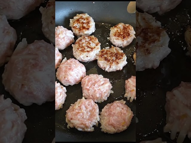 簡単包丁いらずレシピ！肉汁たっぷり！もやしみそつくねの作り方 #コウケンテツ #料理 #shorts | CookDo - 料理動画まとめ